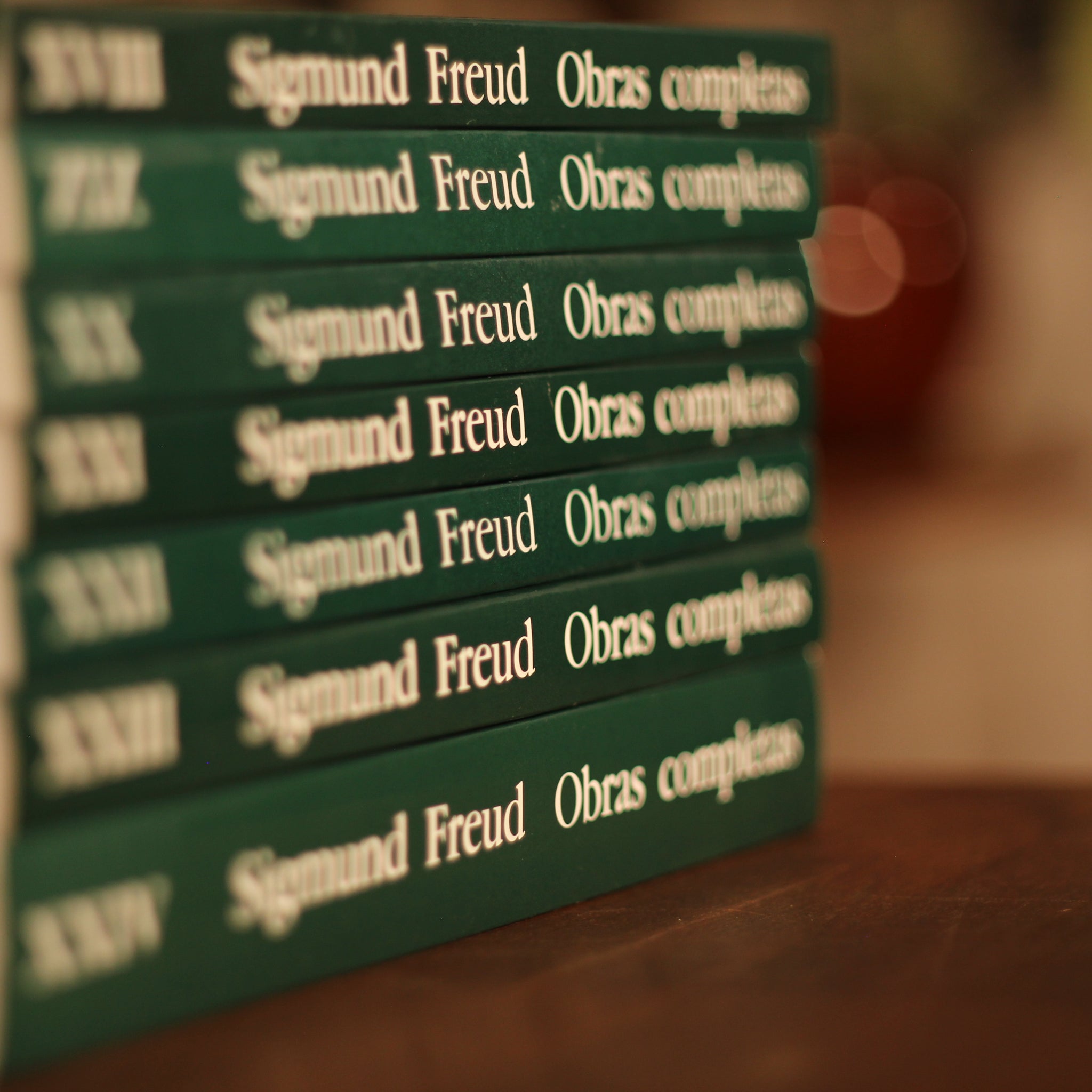 OBRAS COMPLETAS. SIGMUND FREUD: COLECCIÓN 25 TOMOS. – Librería Remus